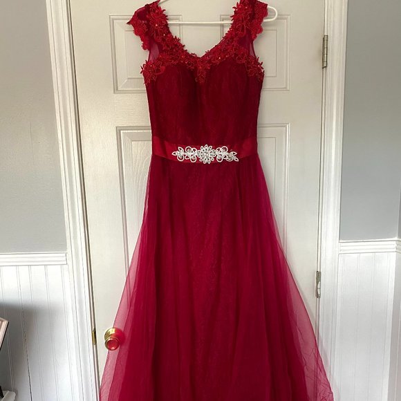 Dresses | Modest Formal Prom Dress With Laceup Back | Poshmark